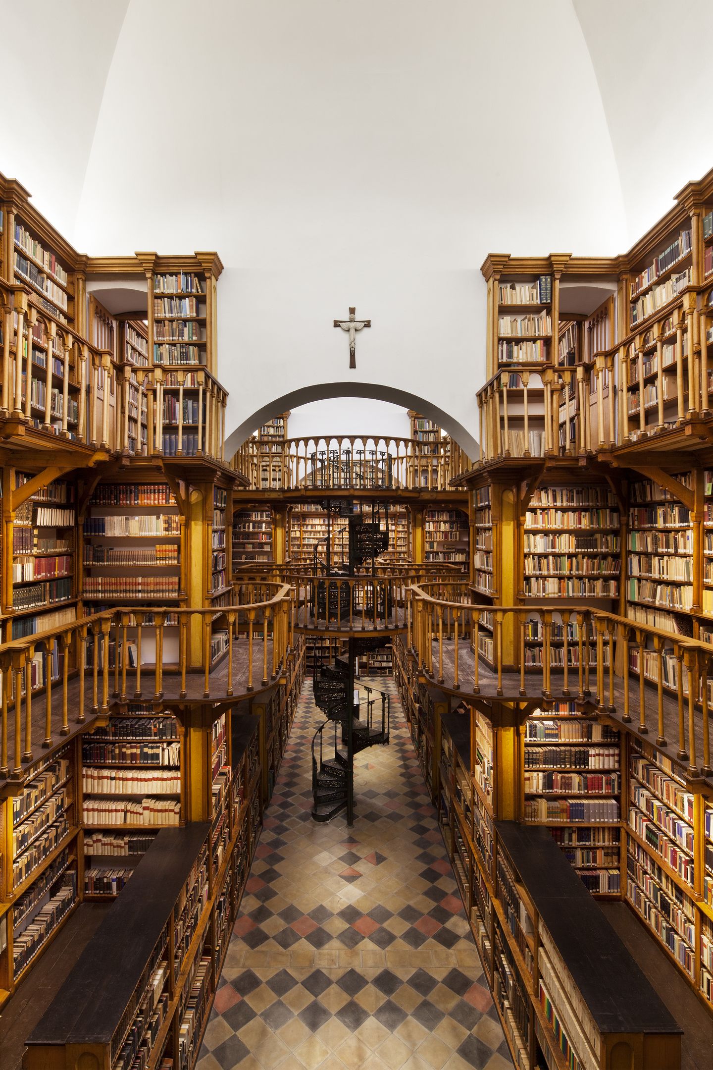 klosterbibliothek maria laach | arens faulhaber lichtplaner